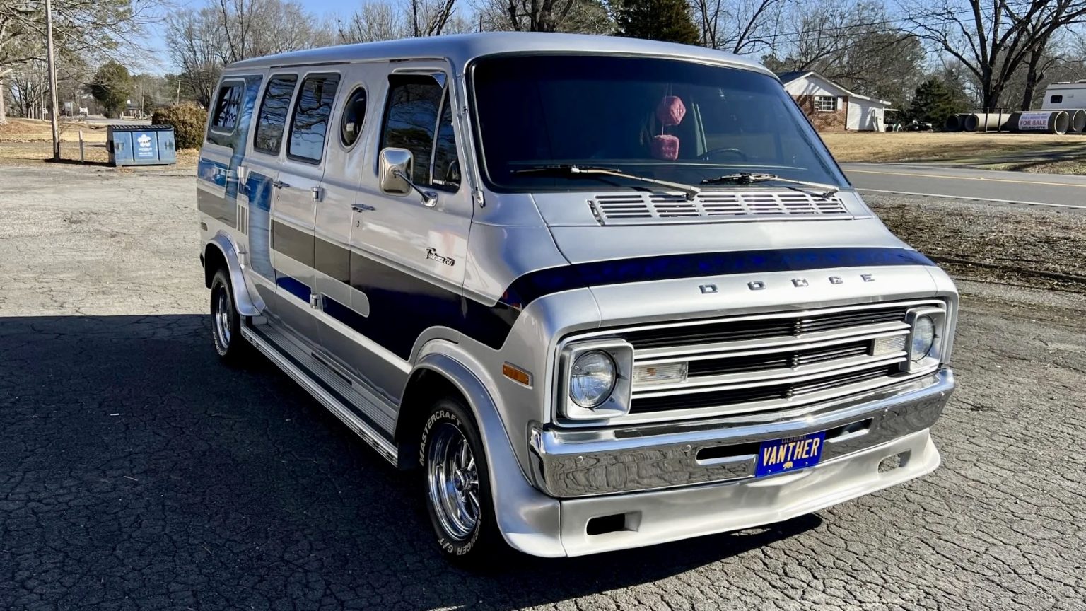 AUCTION: Custom 1977 Dodge Tradesman B200 | MoparInsiders