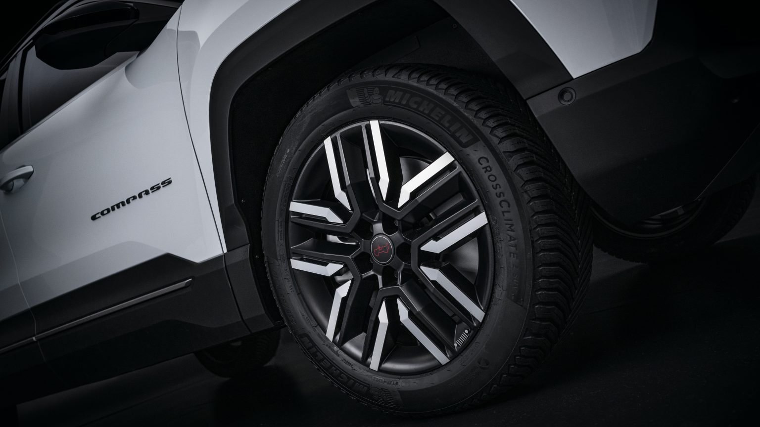 Jeep® Compass (J4U) 4xe Makes Debut for Europe - MoparInsiders