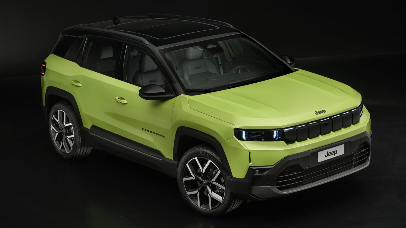 Jeep® Compass (J4U) 4xe Makes Debut for Europe - MoparInsiders