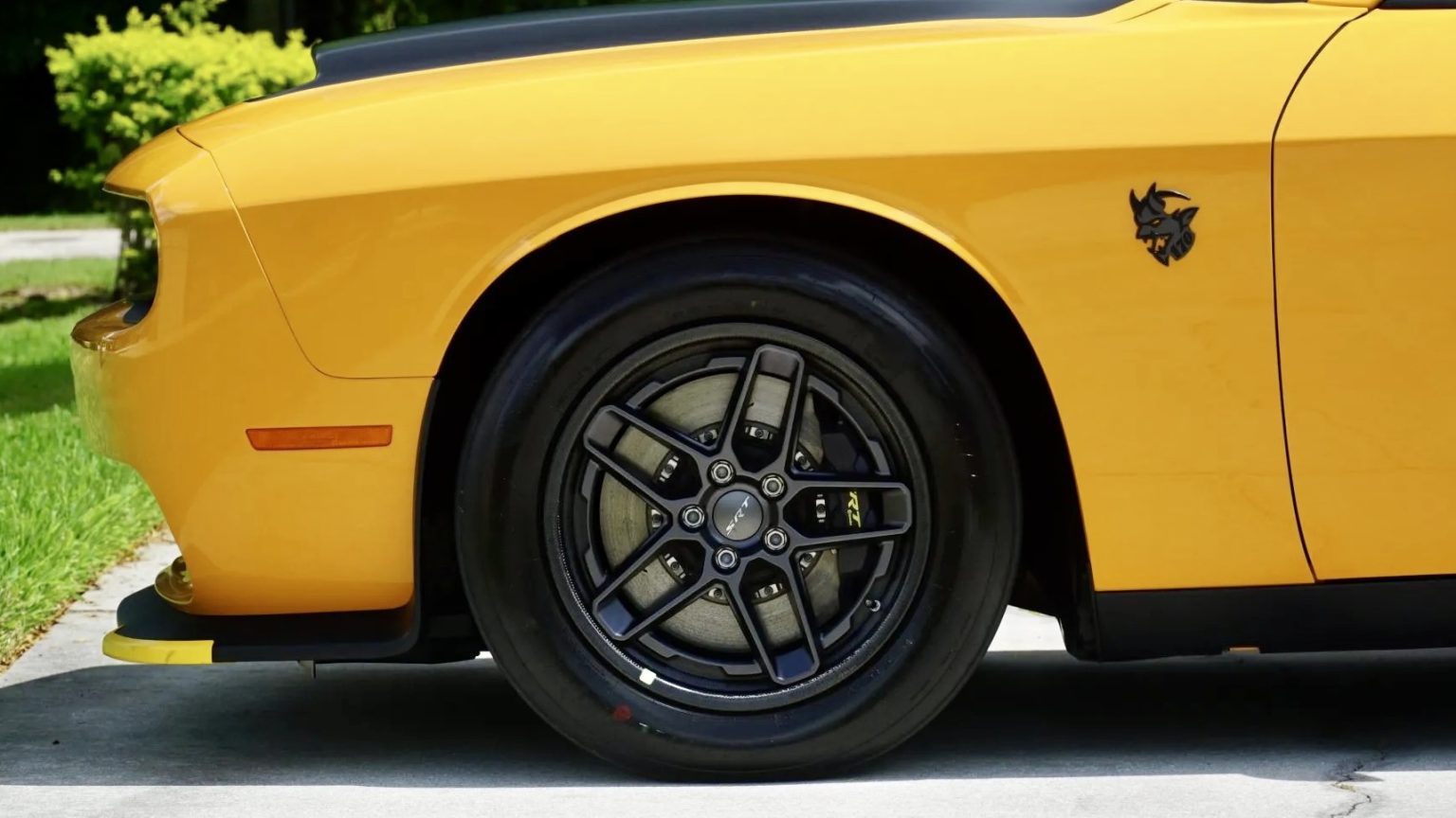 Kevin Hart’s One-of-One Cream Sickle Demon 170 Up for Auction ...